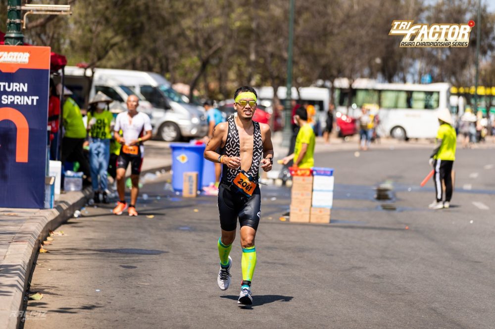 Series: Kí sự Tri-Factor 2021 - Yêu Chạy Bộ